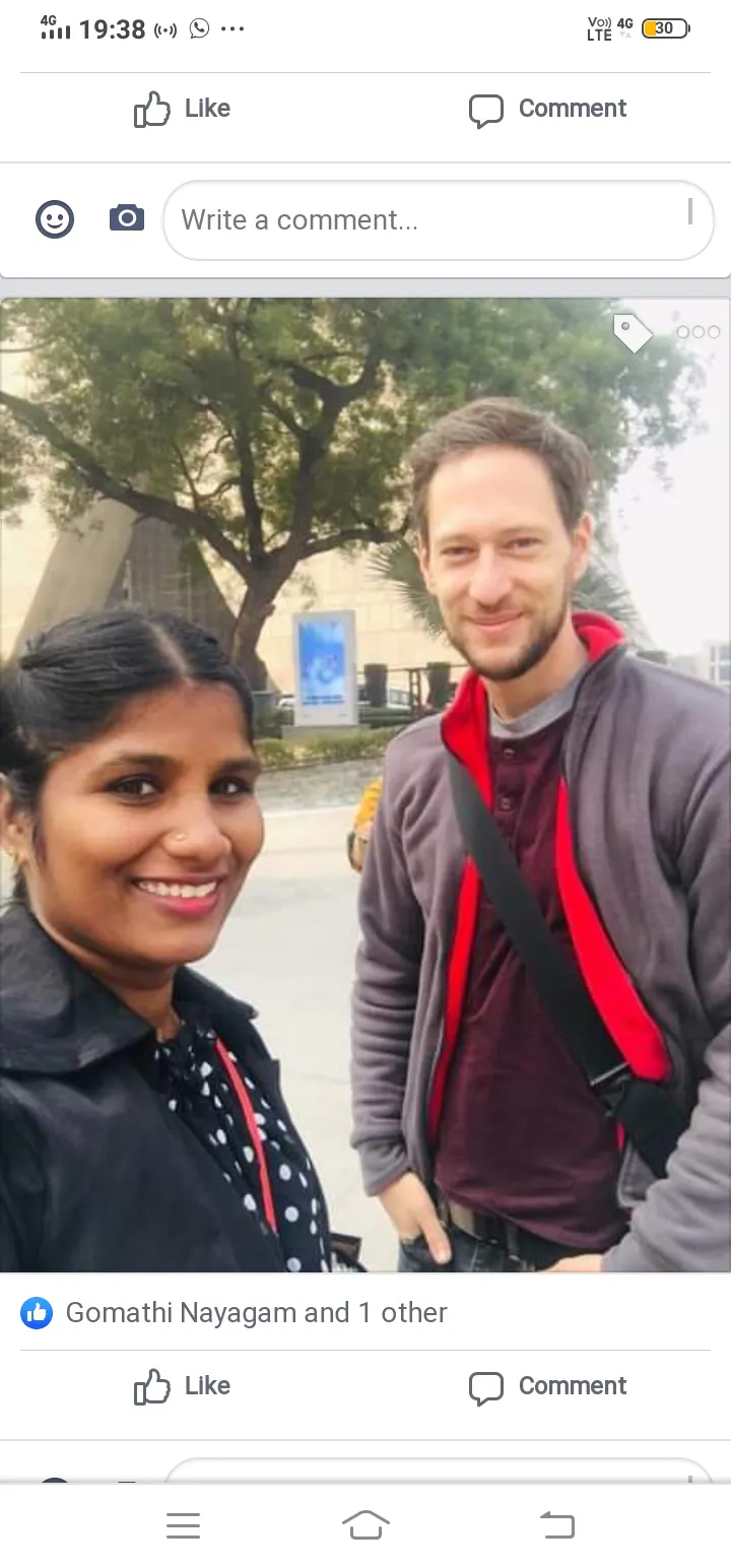 Tours by locals | Meet your local guide with showaround.com
